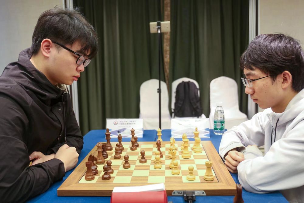 中国国际象棋新锐赛许翔宇夺冠 - 封面新闻